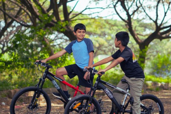Connect with us – Gro Club
